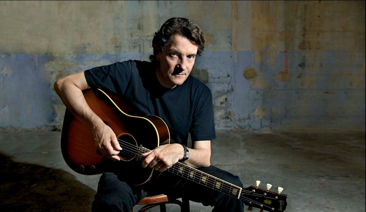 Francis Cabrel : le confinement du chanteur se passe mal Francis Cabrel : le confinement du chanteur se passe mal